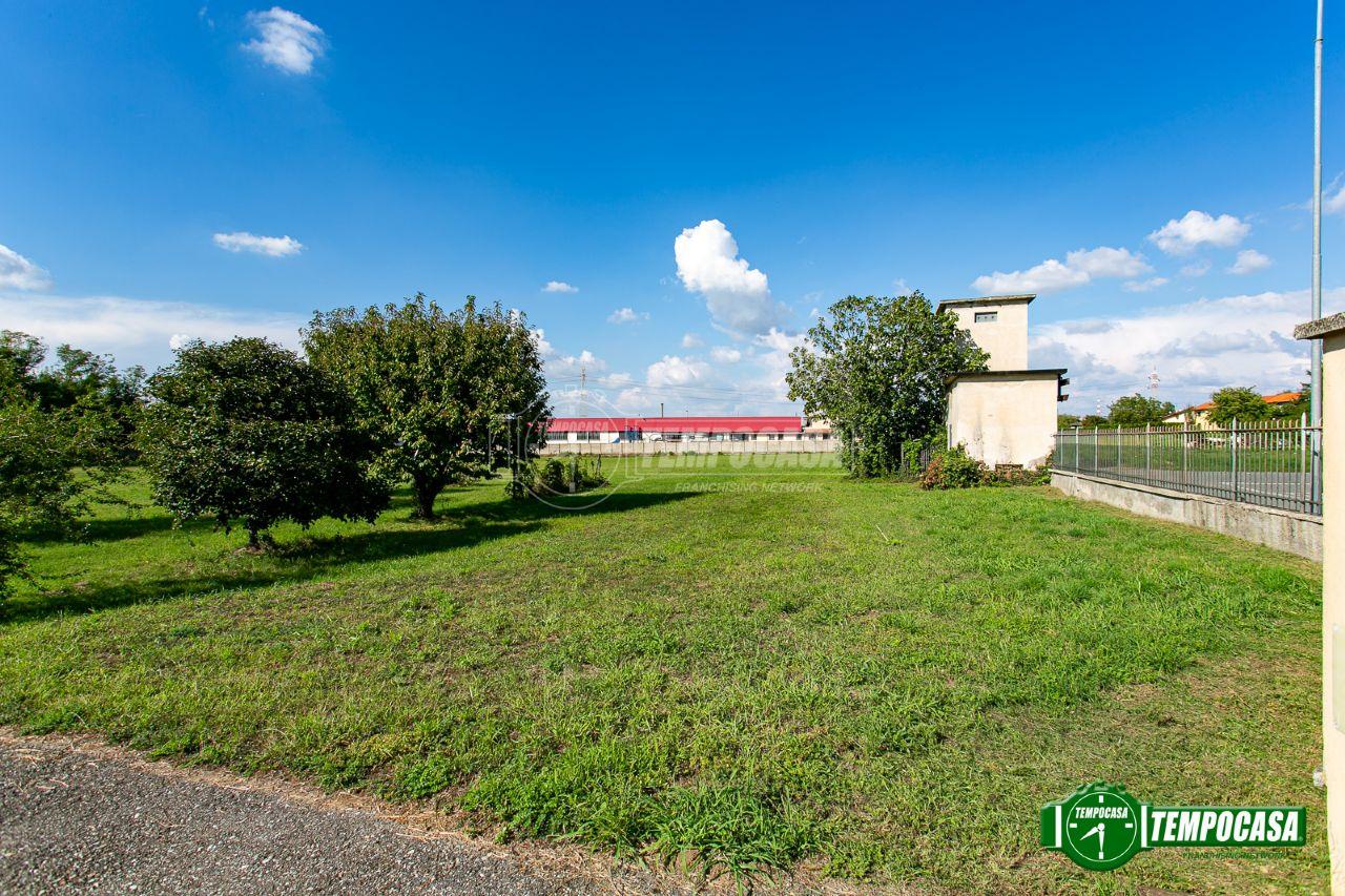 Terreno edificabile in vendita a Boffalora Sopra Ticino