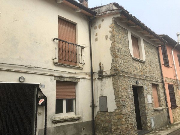 Terratetto unifamiliare in vendita a Carpaneto Piacentino