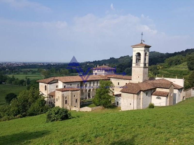 Villa in vendita a Bergamo