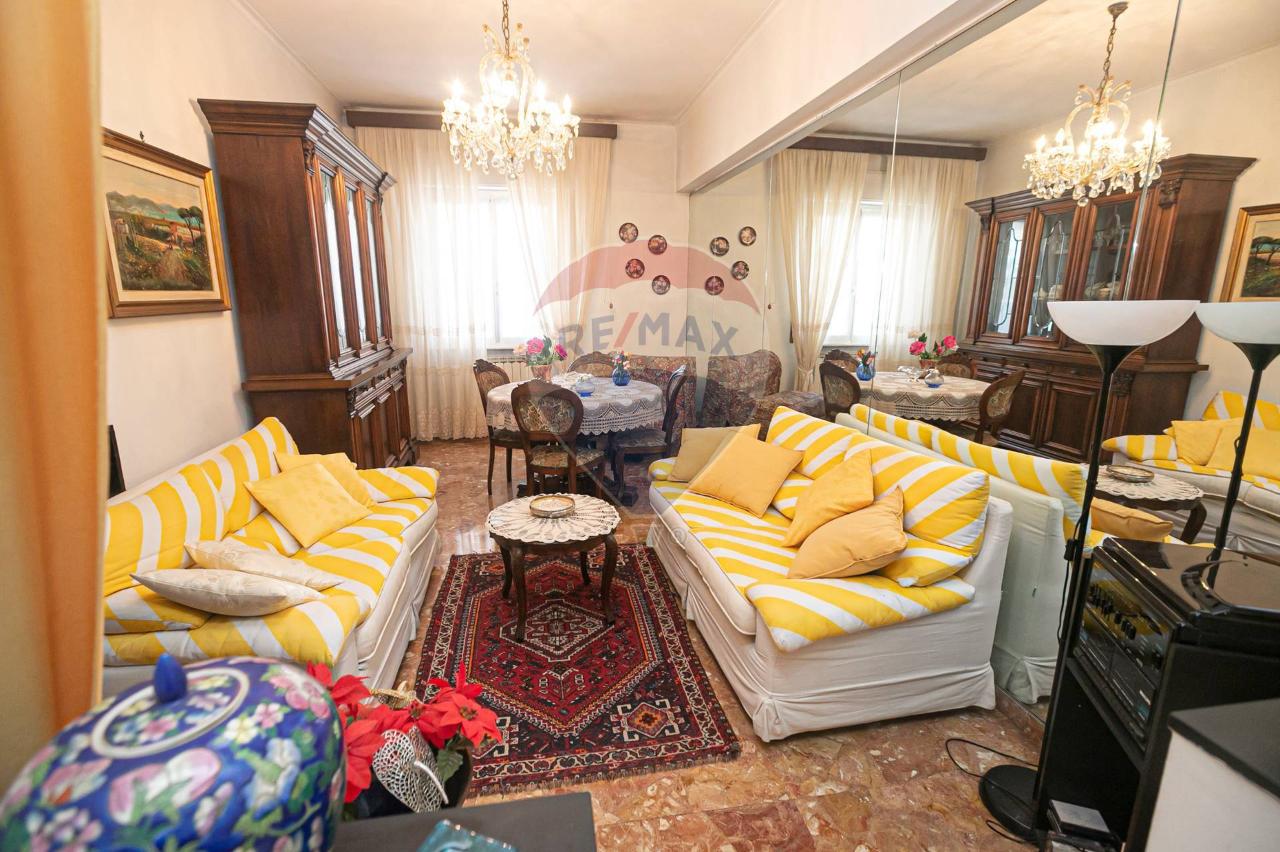 Appartamento in Via Lungobisagno Dalmazia 59a, Genova