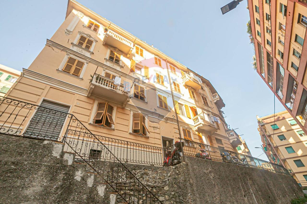 Appartamento in vendita a Genova