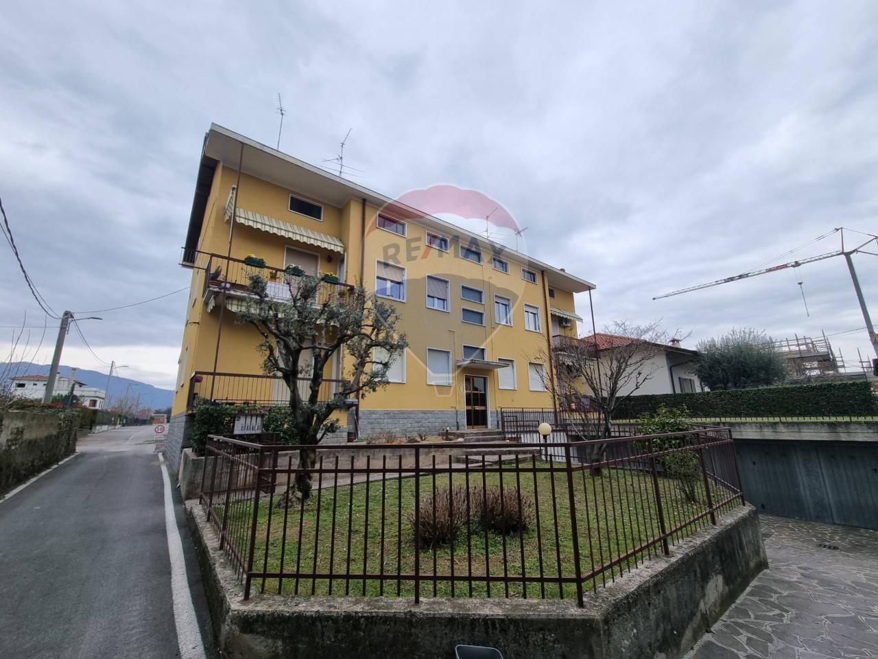 Appartamento in vendita a Presezzo