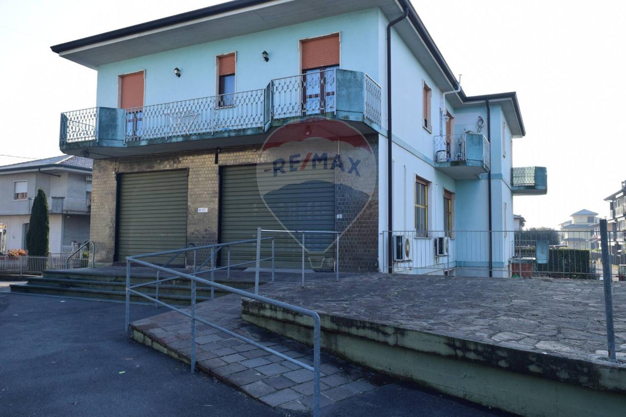 Negozio in vendita a Verdellino