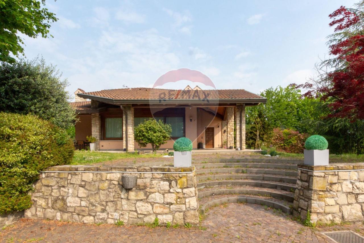 Villa in vendita a Chignolo D'Isola