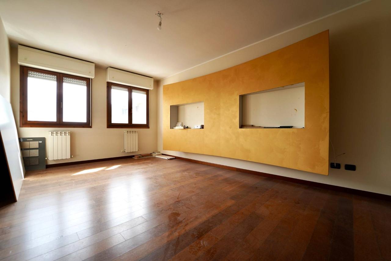 Ufficio in vendita a Vinci