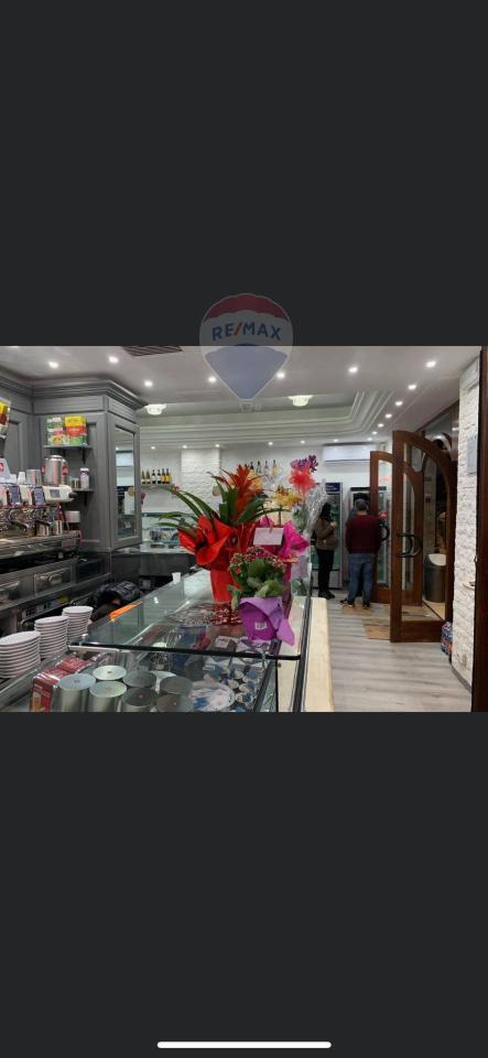 Esercizio commerciale in vendita a Roma