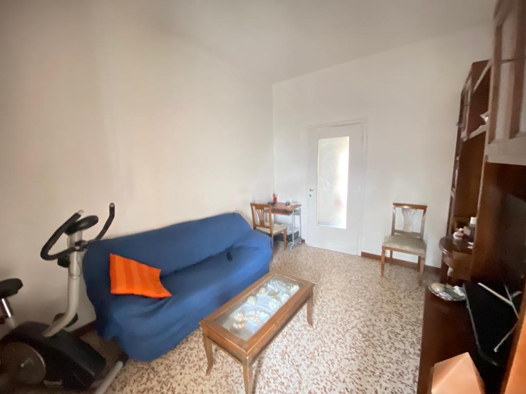 Appartamento in vendita a Gazzada Schianno