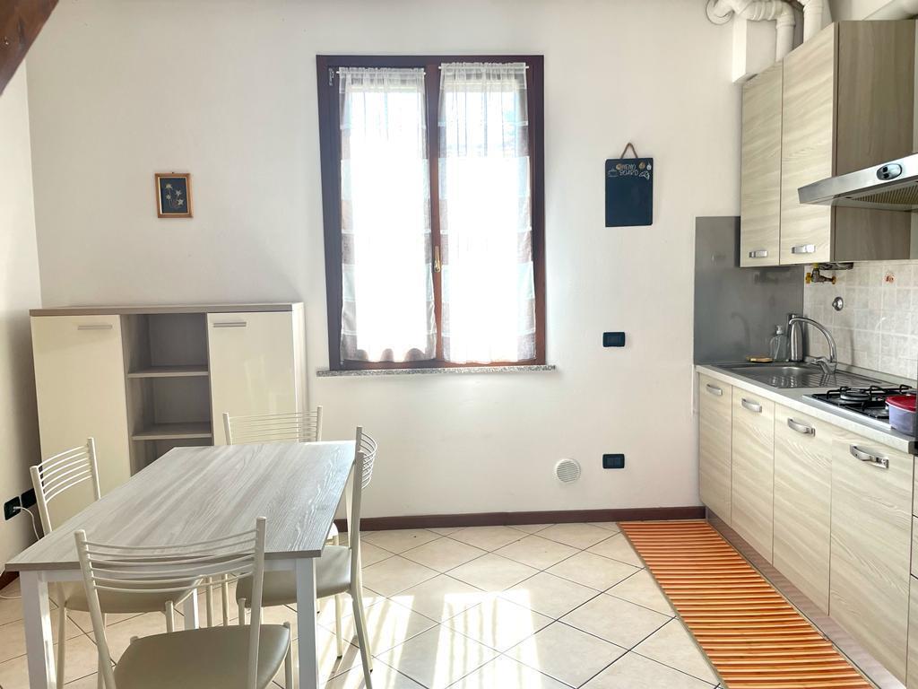 Appartamento in vendita a Azzate