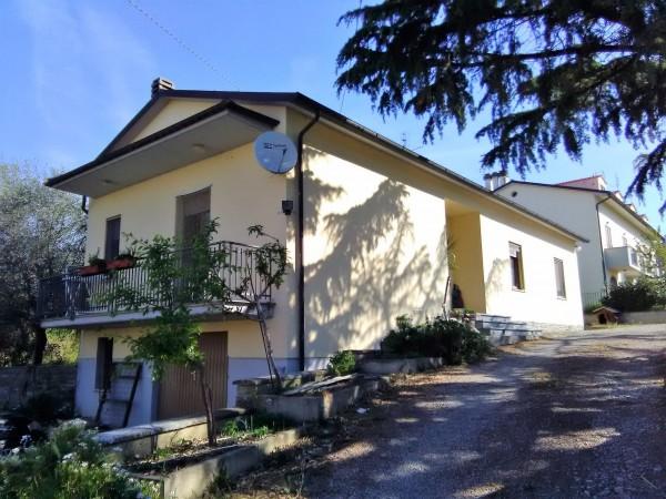 Casa indipendente in vendita a Cortona