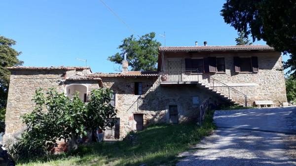 Casa colonica in vendita a Passignano Sul Trasimeno