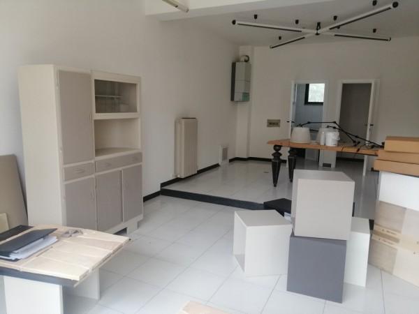 Negozio in affitto a Tuoro Sul Trasimeno