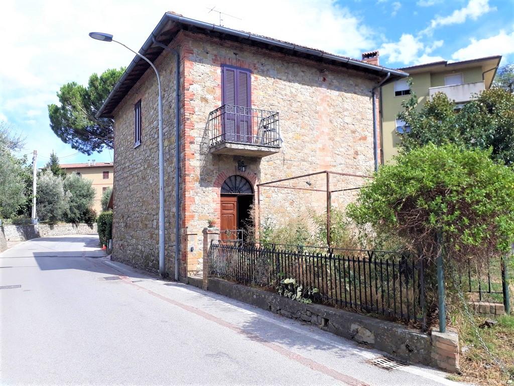 Casa indipendente in vendita a Passignano Sul Trasimeno