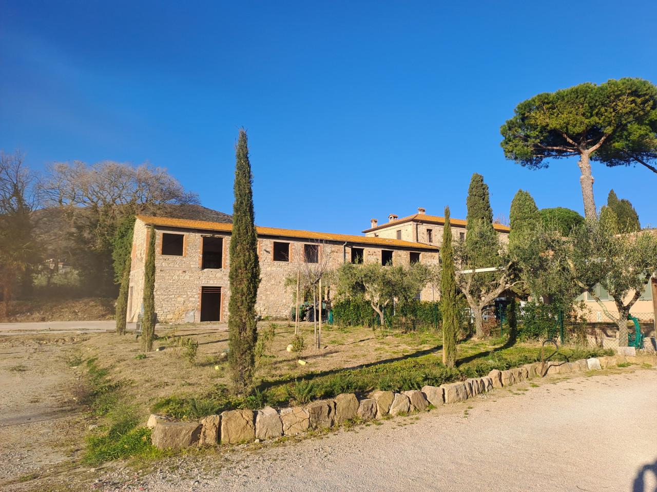 Appartamento in vendita a Passignano Sul Trasimeno