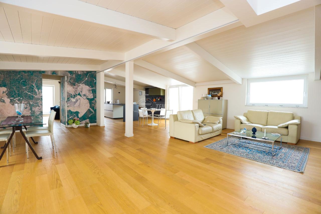 Appartamento in vendita a Aversa