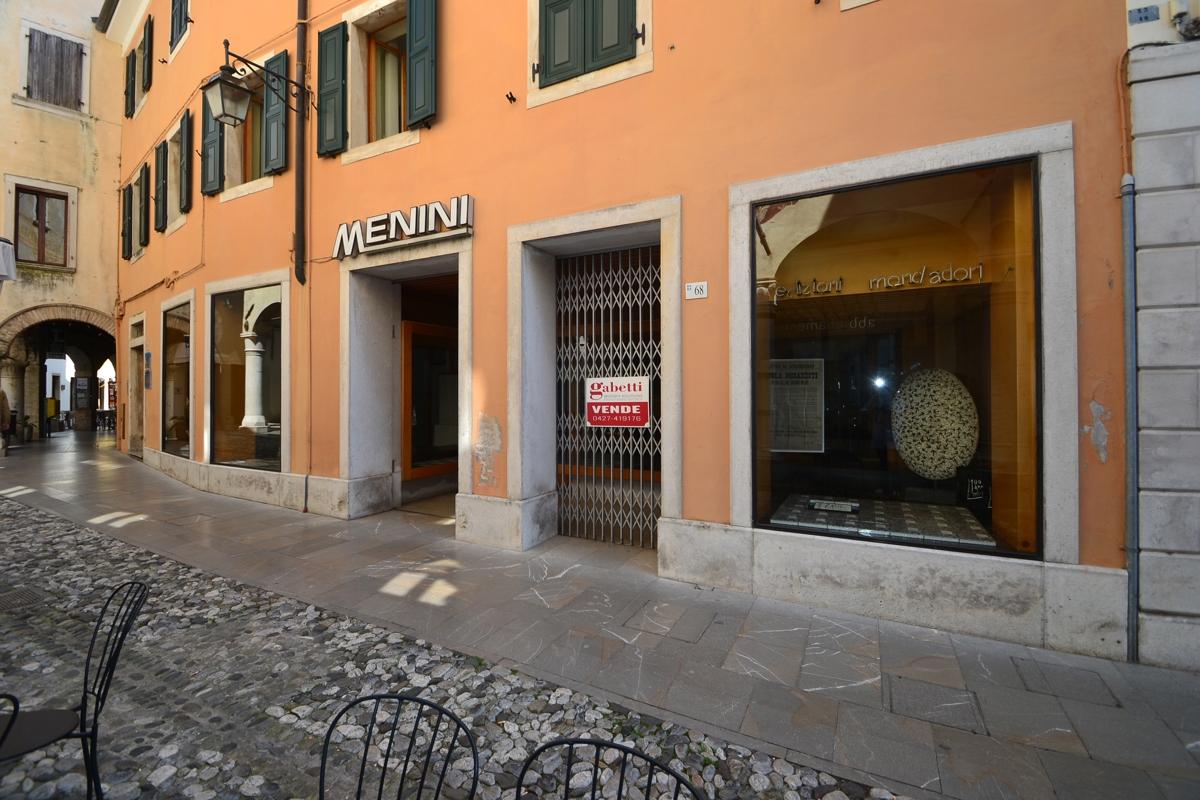Negozio in vendita a Spilimbergo