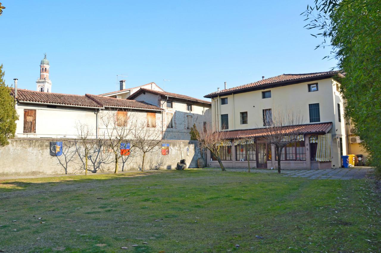 Casa indipendente in vendita a Nove