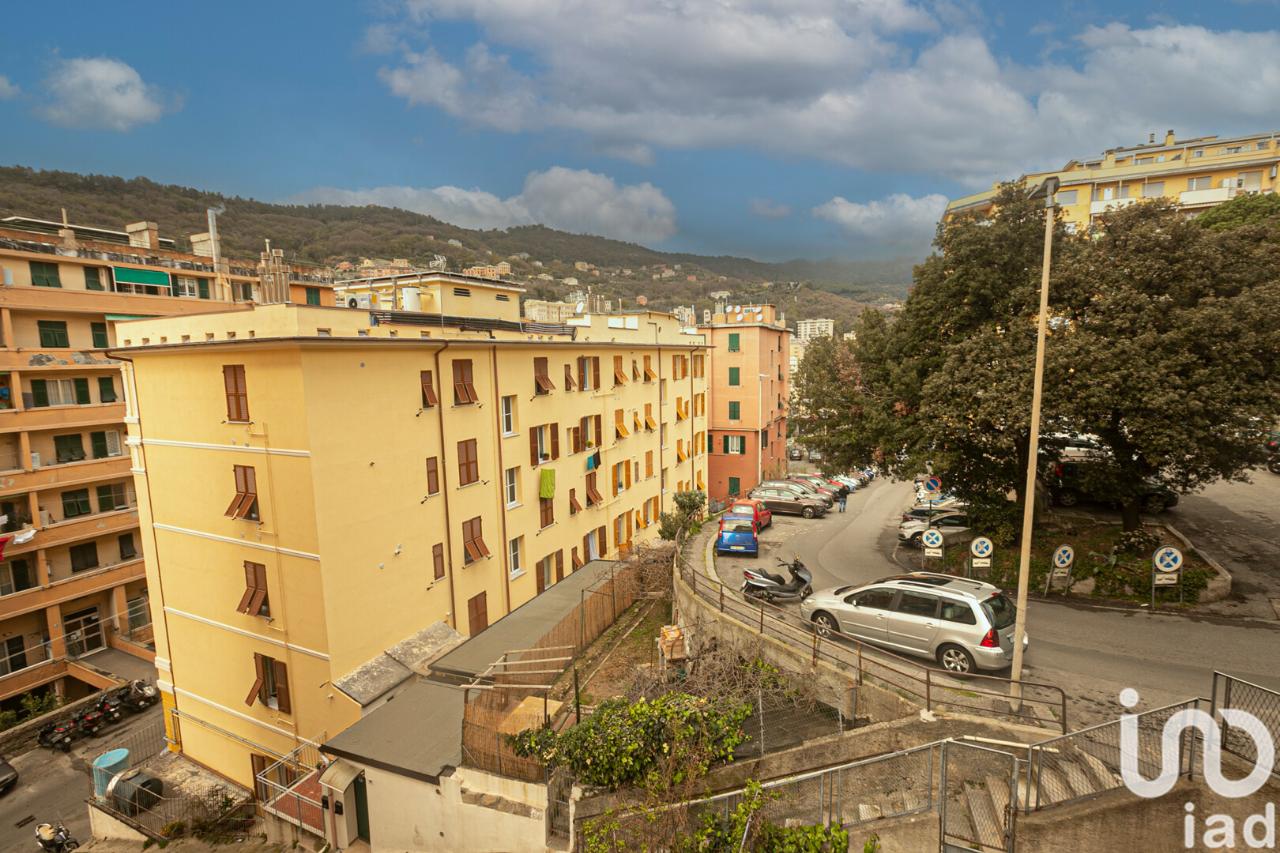 Appartamento in vendita a Genova