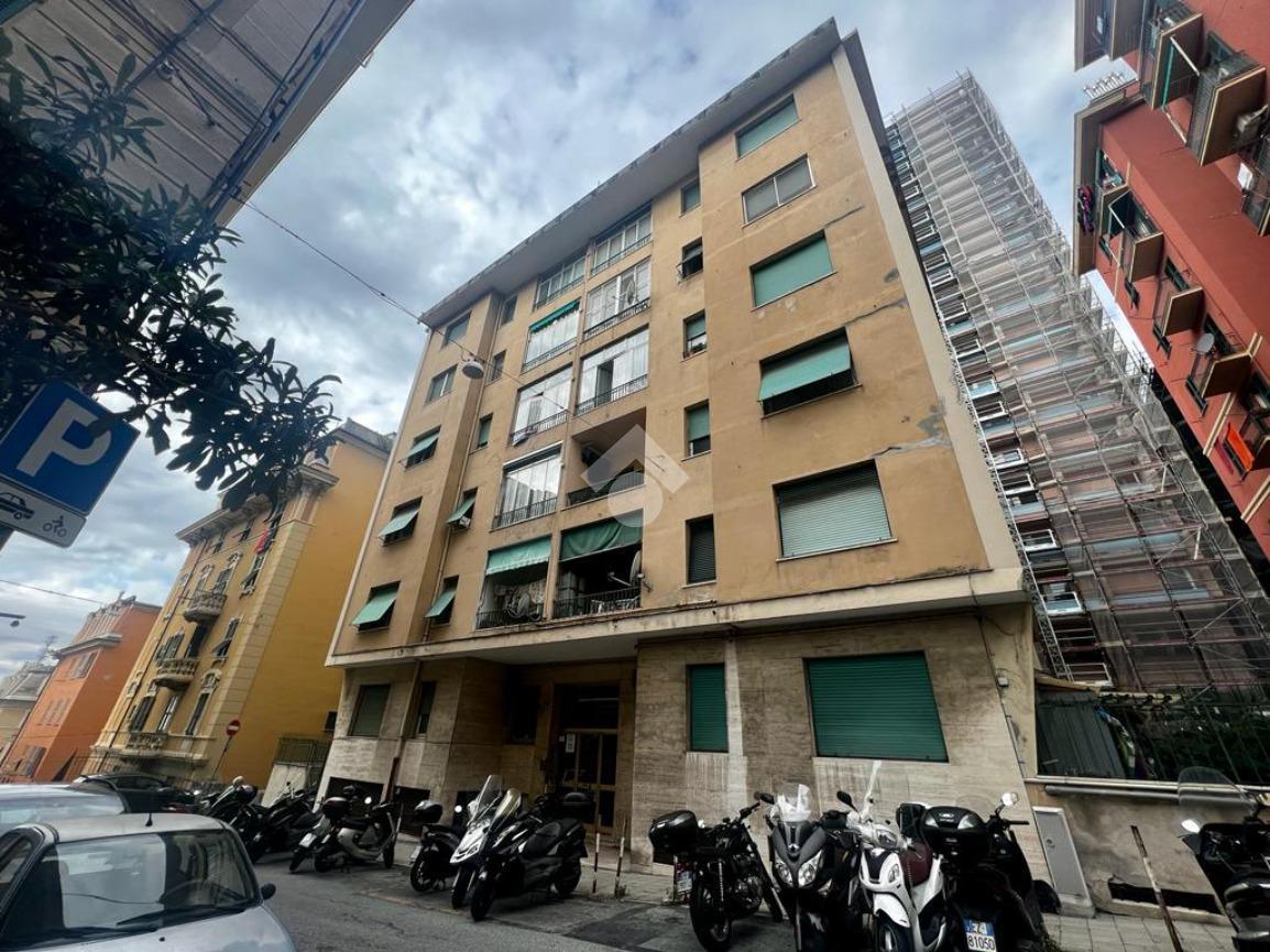 Appartamento in vendita a Genova