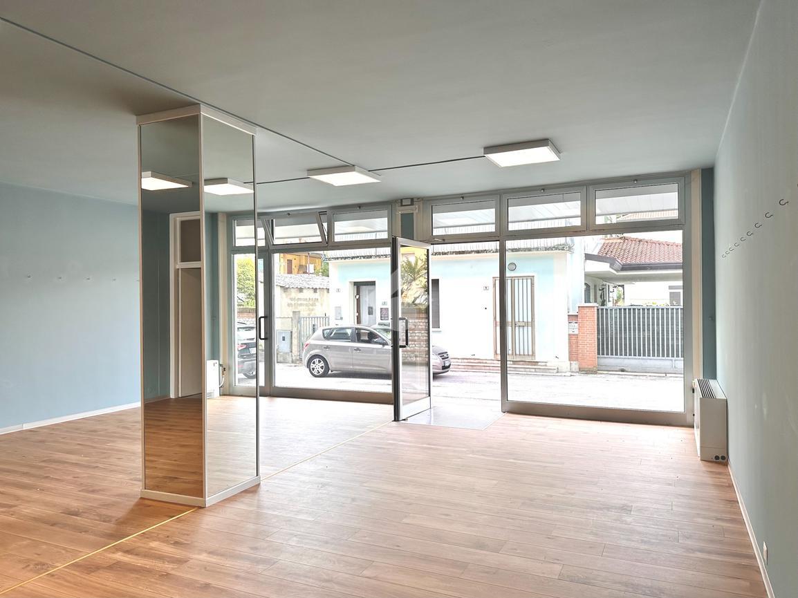 Negozio in affitto a Fontaniva