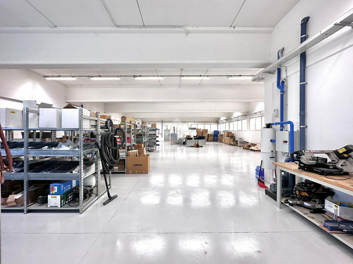 Capannone in vendita a Galliera Veneta