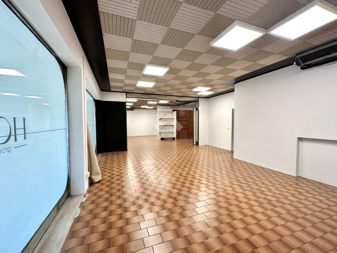 Negozio in affitto a Villa Del Conte