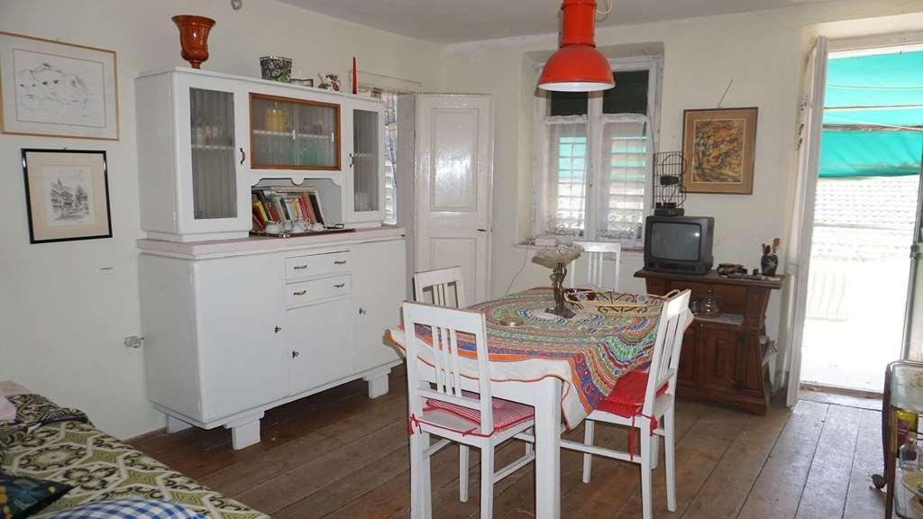 Porzione di casa in vendita a Vallarsa