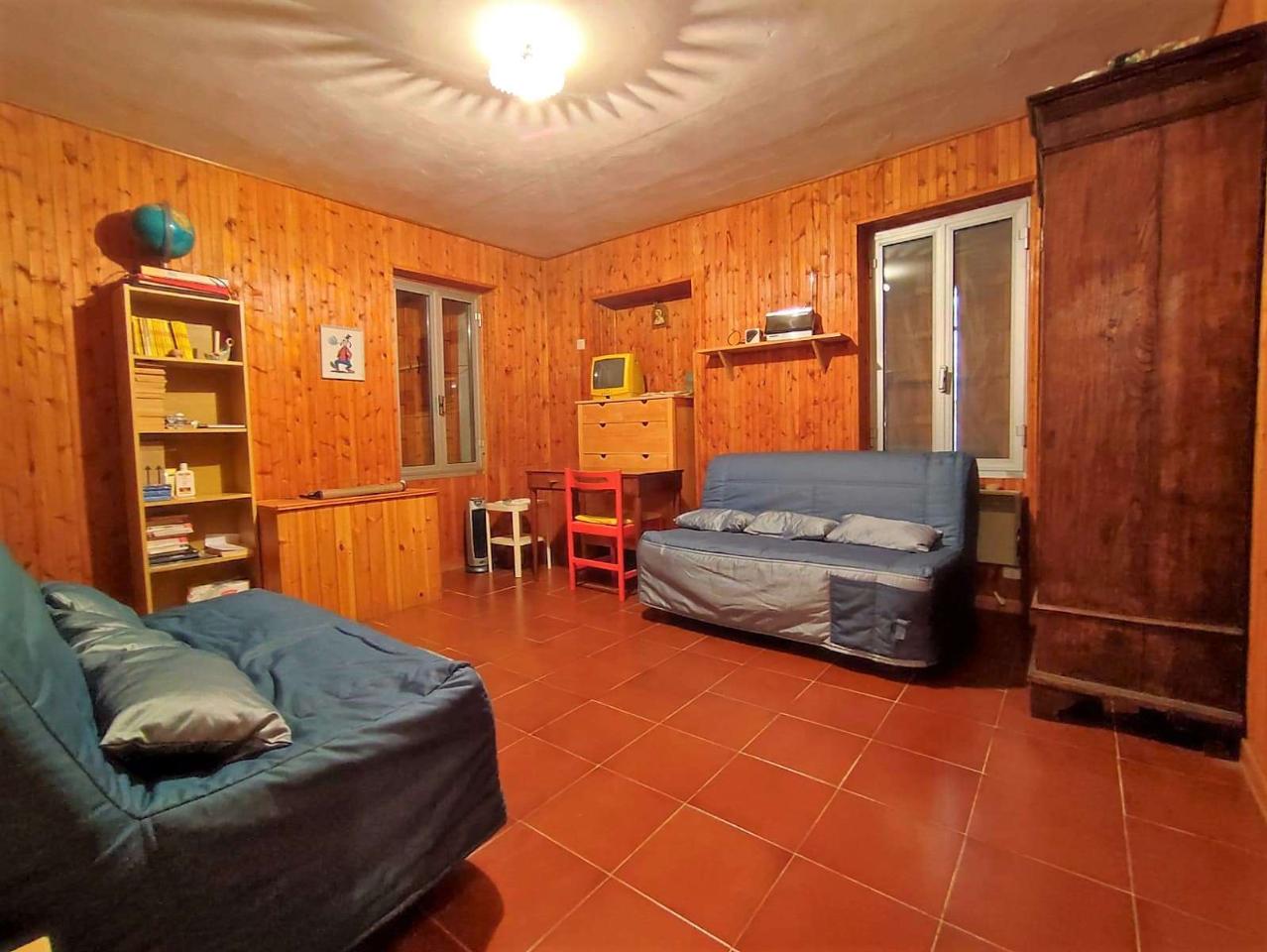 Casa indipendente in vendita a Vessalico