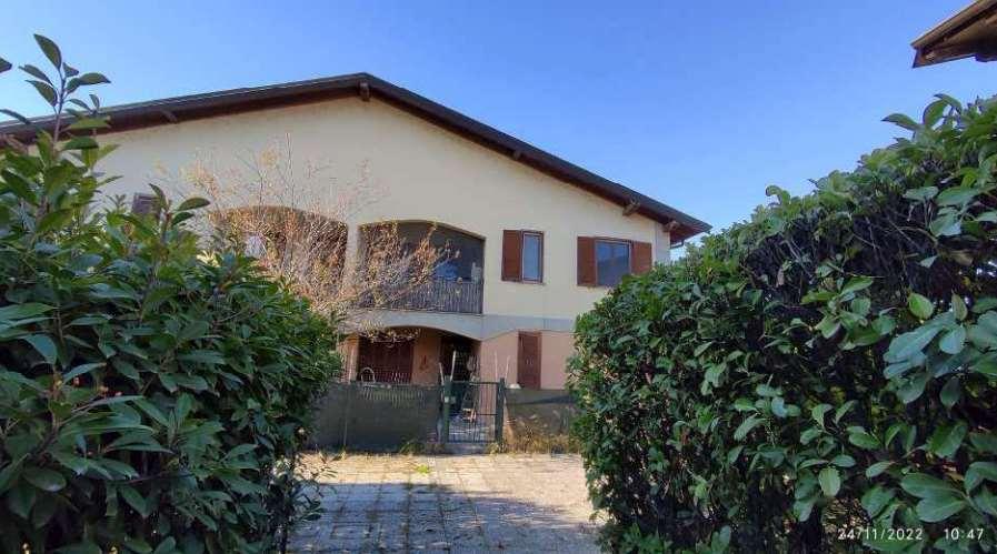 Appartamento in vendita a Roncaro