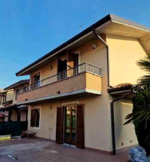 Villa unifamiliare in vendita a Borghetto Lodigiano