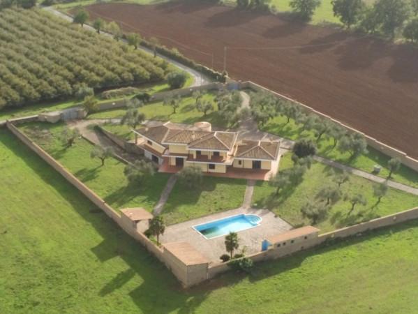 Villa in vendita a Castel Sant'Elia