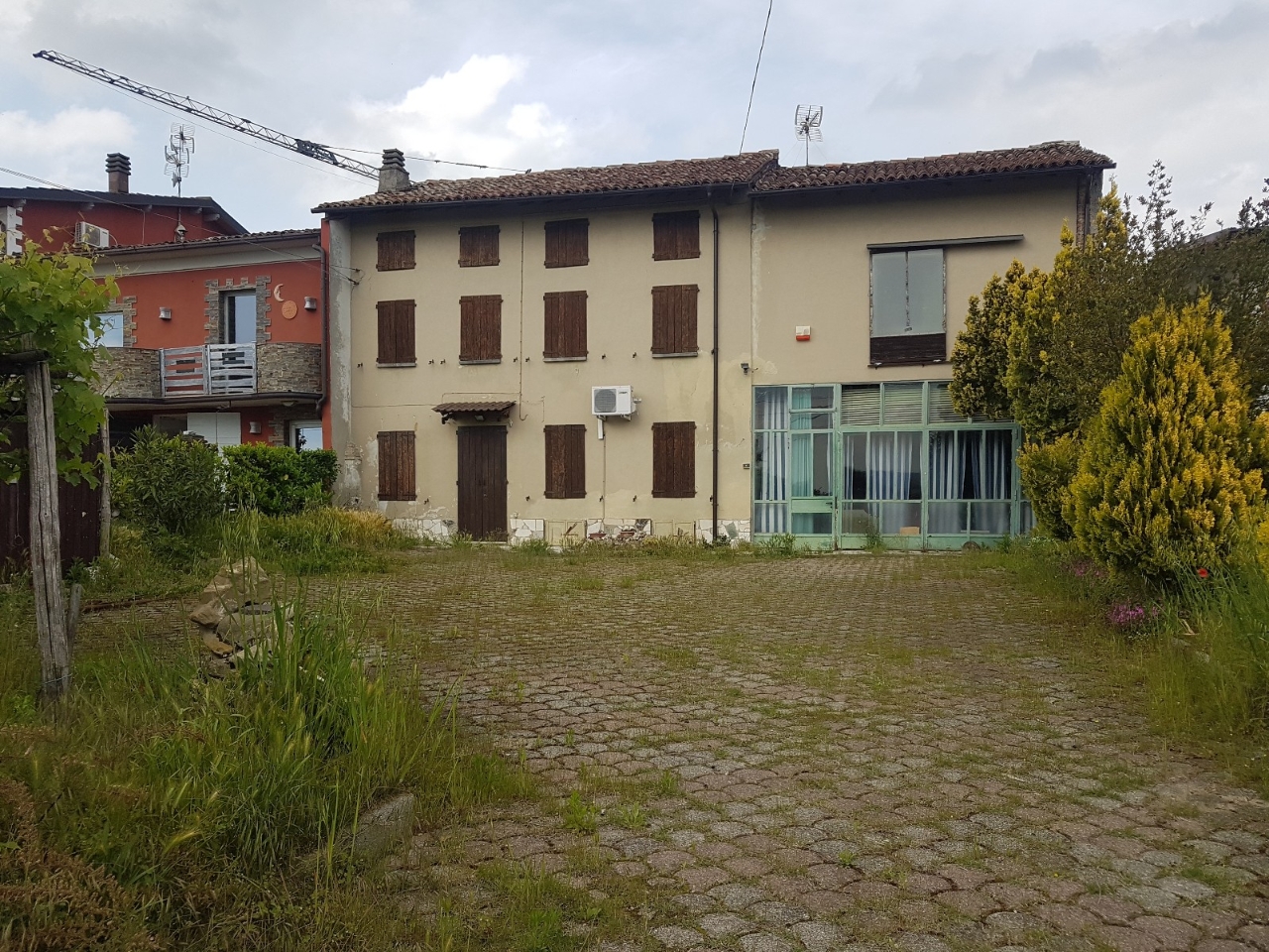 Villa unifamiliare in vendita a Montu' Beccaria