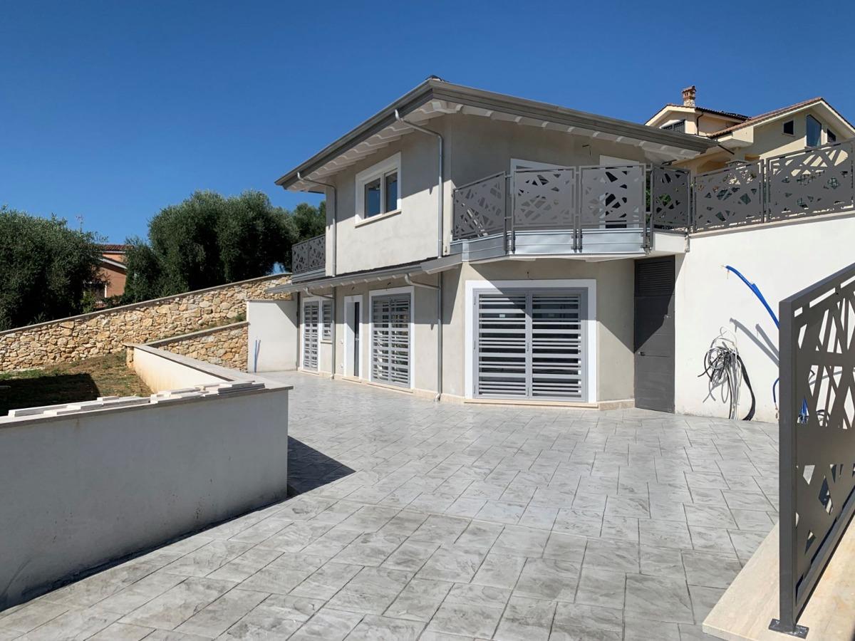 Villa in vendita a Guidonia Montecelio