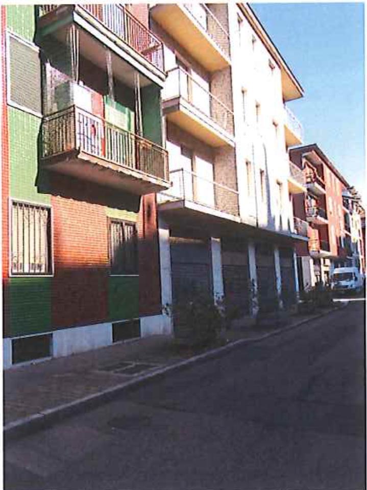 Palazzina commerciale in vendita a San Giuliano Milanese