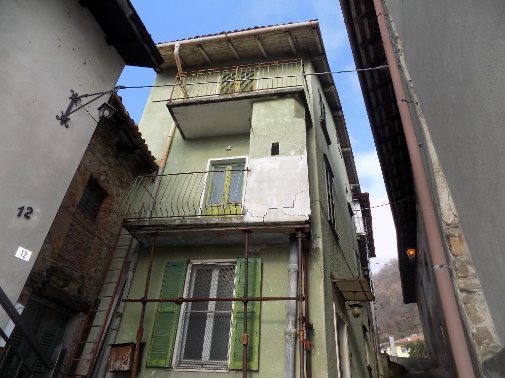 Rustico in vendita a Torre De' Busi