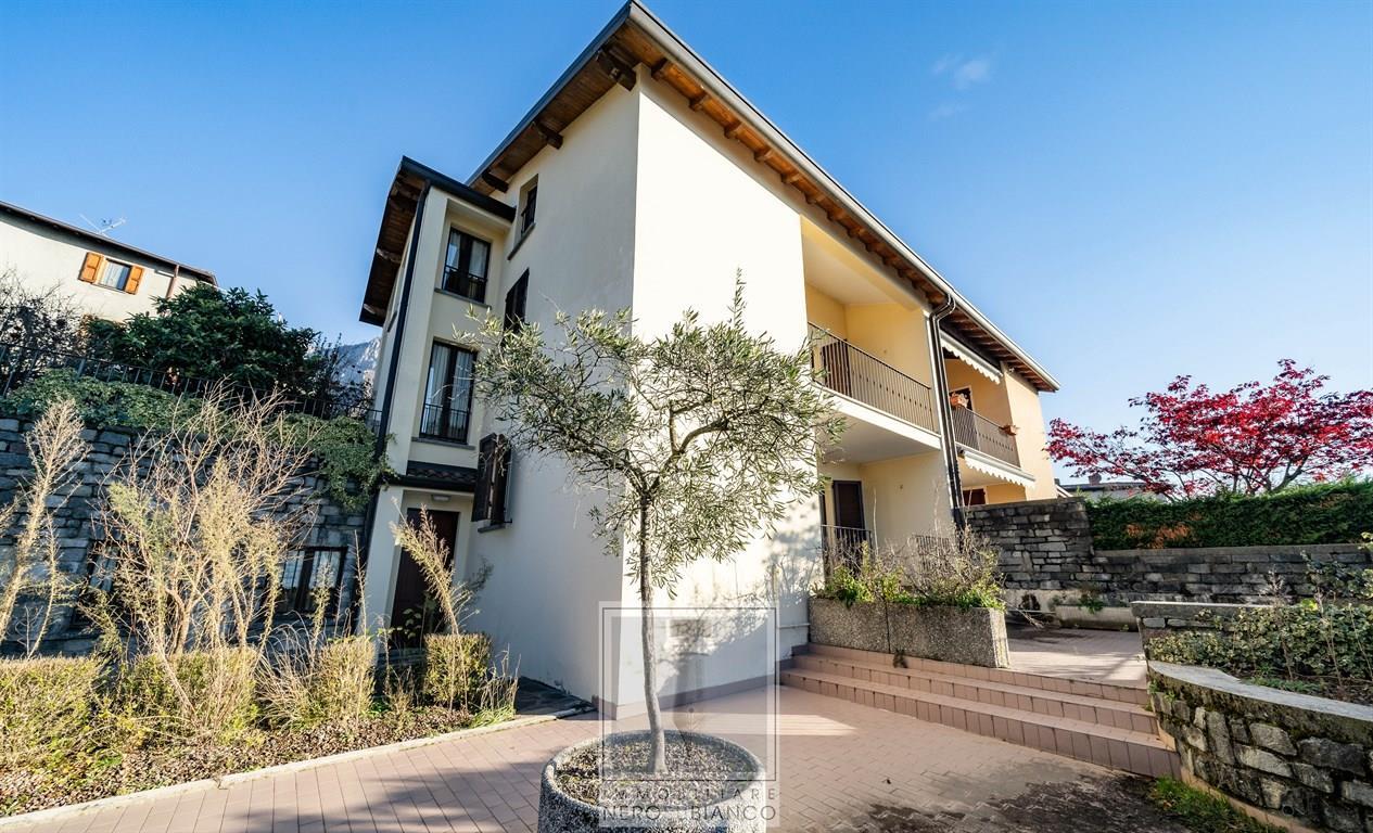 Villa in vendita a Lecco