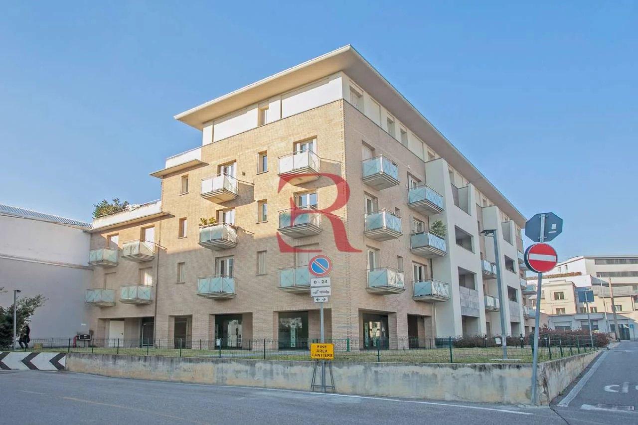 Appartamento in vendita a Bergamo