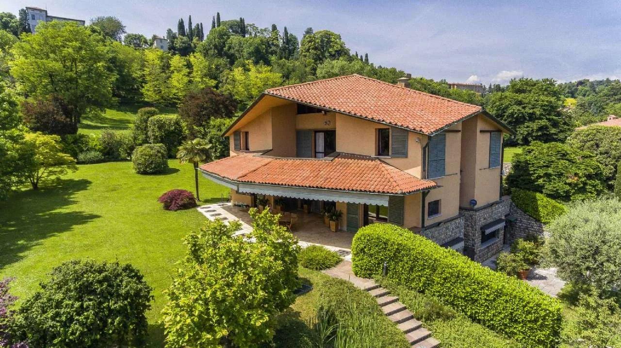 Villa in vendita a Bergamo