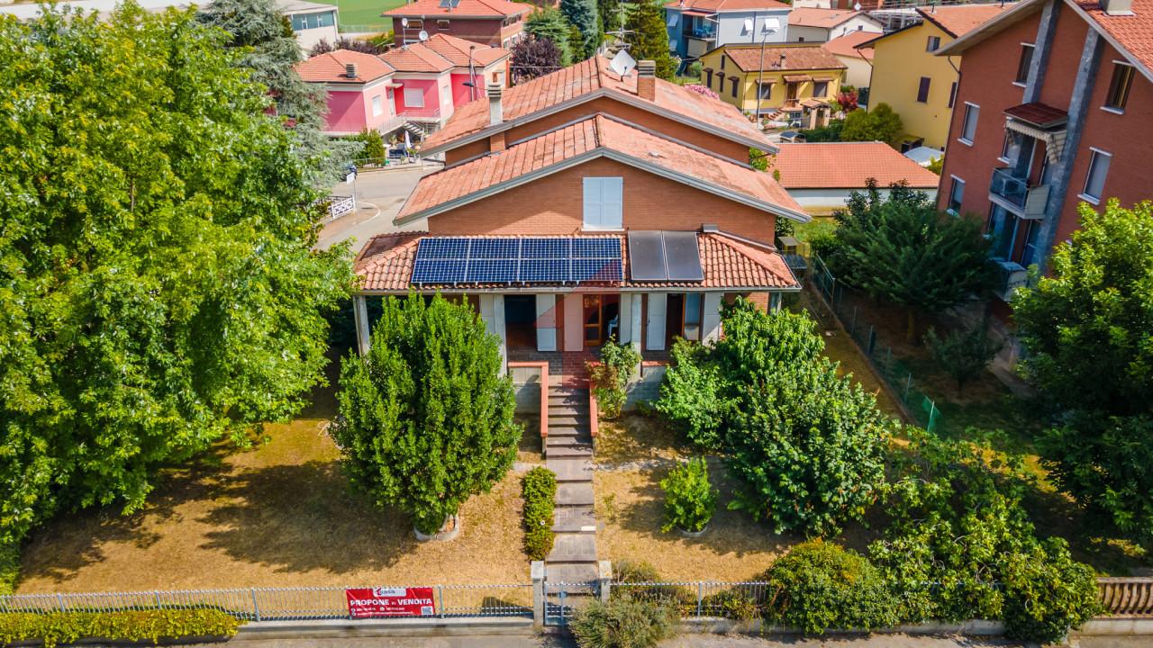 Villa in vendita a Fontevivo