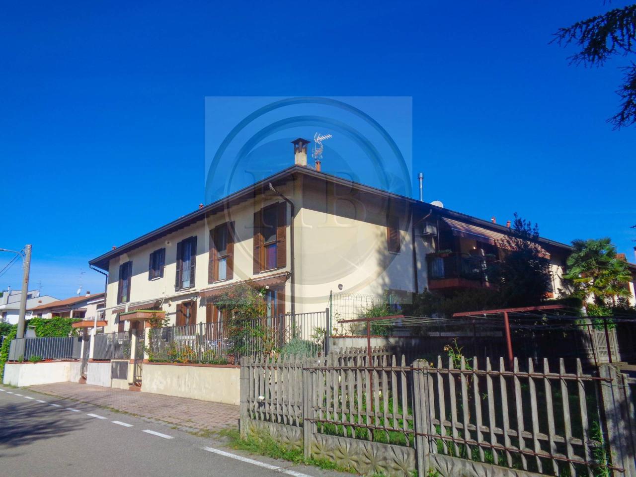 Appartamento in vendita a Jerago Con Orago