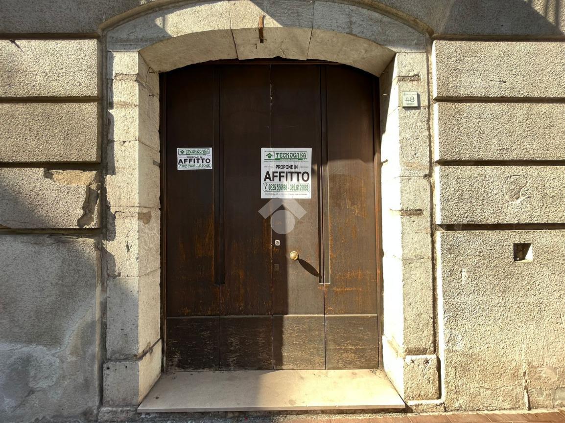 Negozio in affitto a Avellino