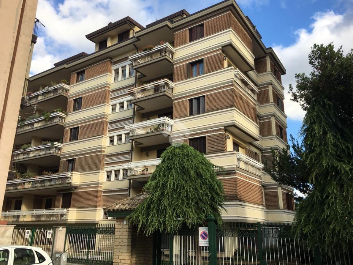 Magazzino in affitto a Avellino