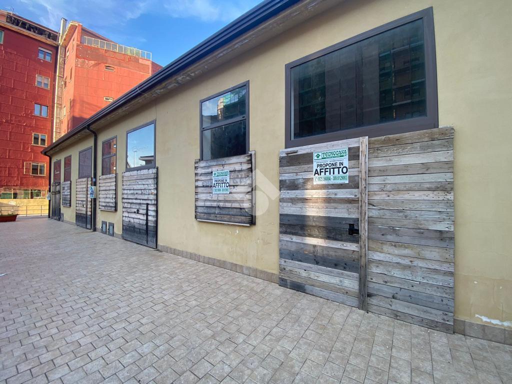 Negozio in affitto a Avellino