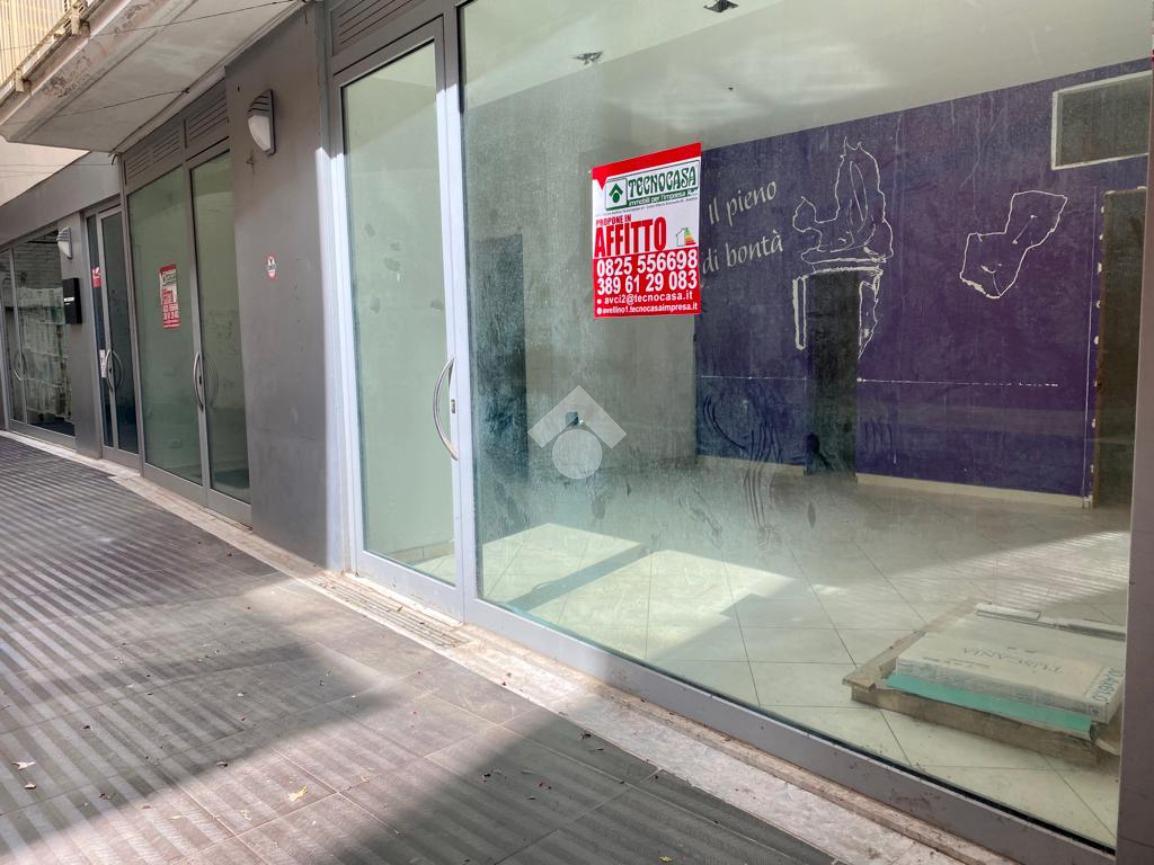 Negozio in affitto a Avellino