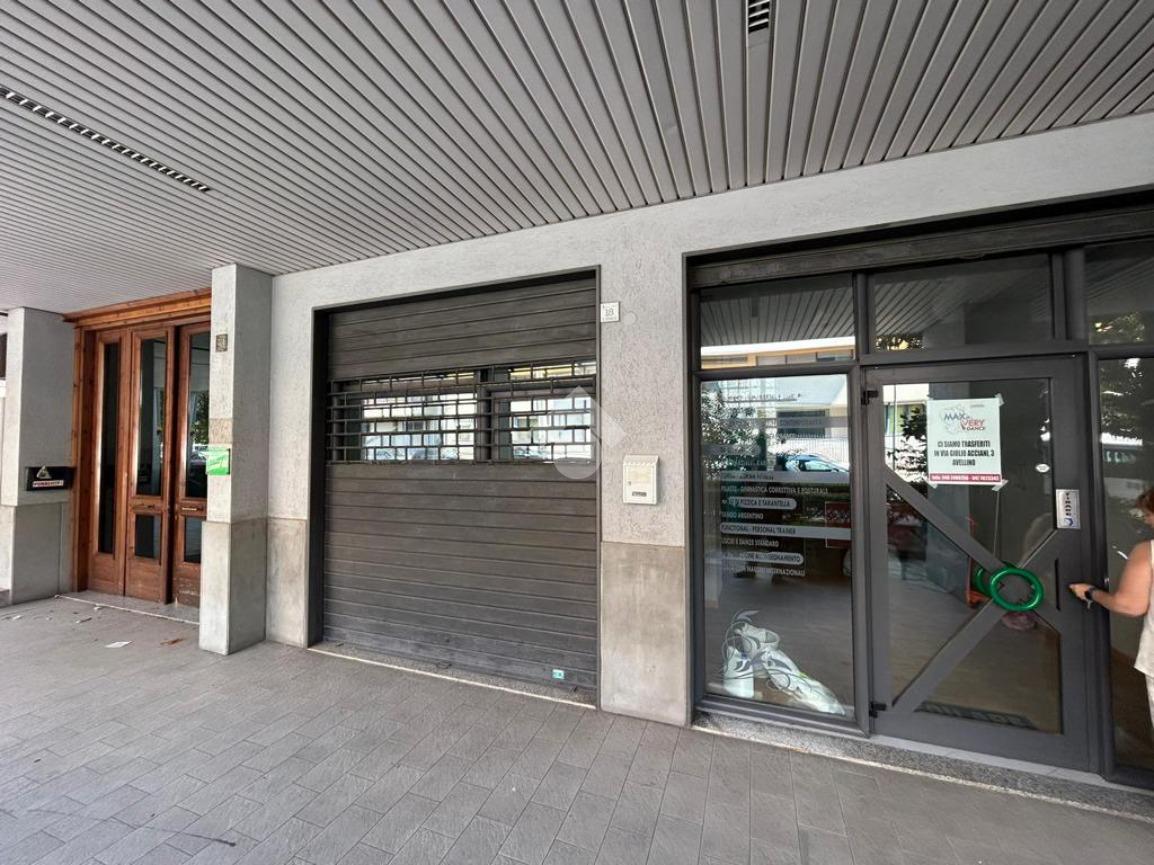Negozio in affitto a Avellino