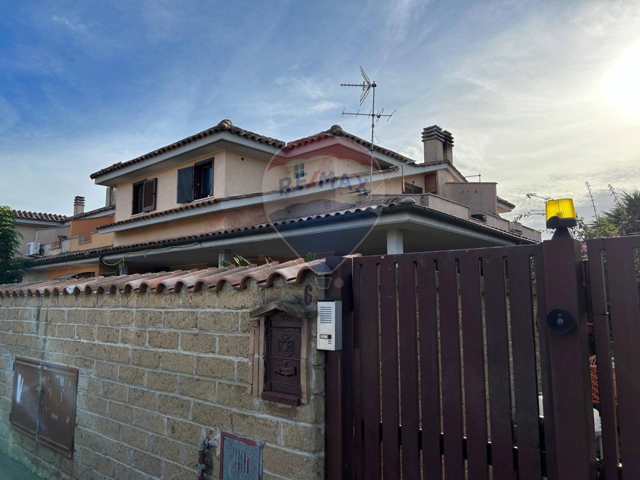 Villa in vendita a Ladispoli