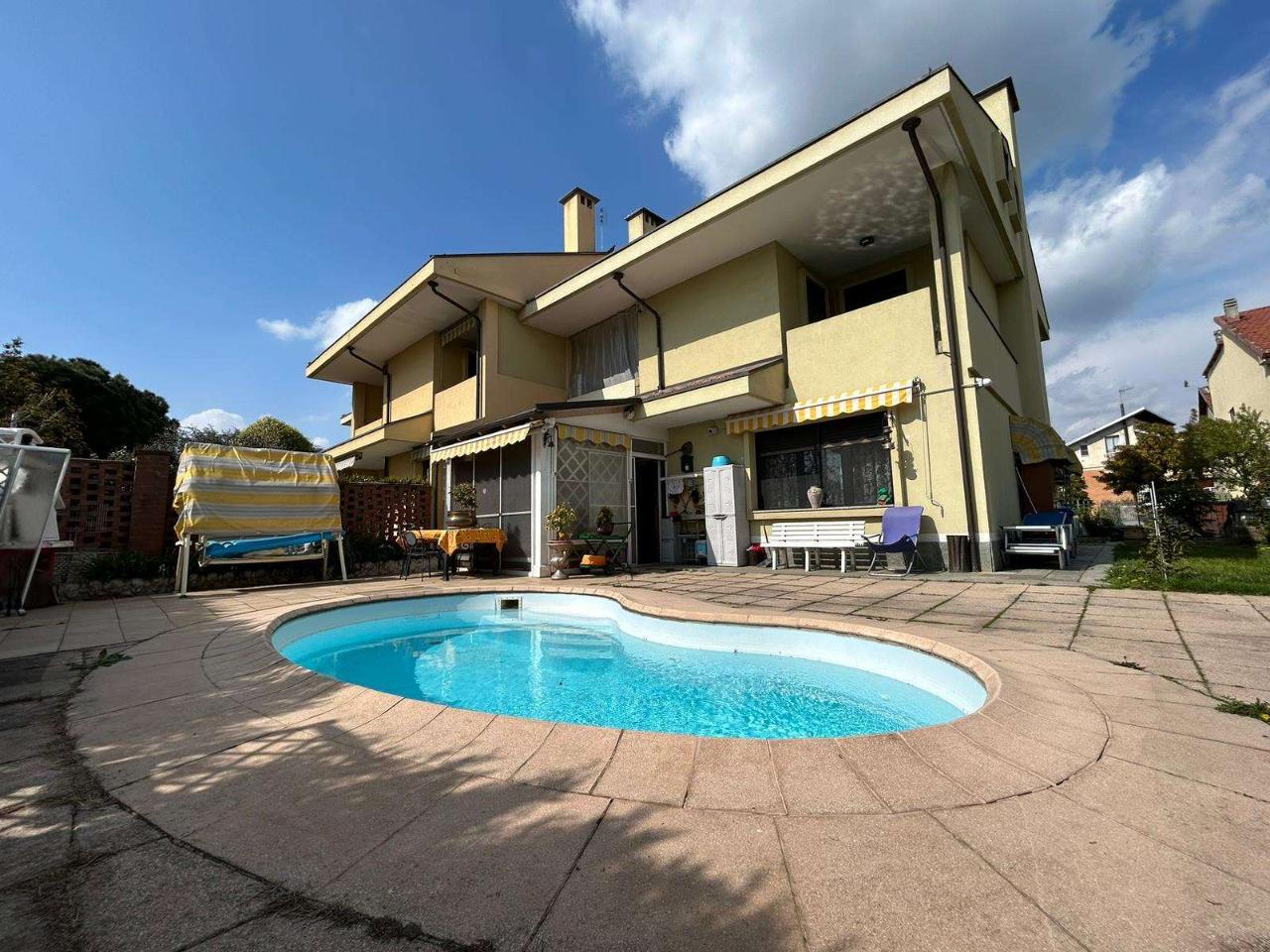 Porzione di villa in vendita a Cirie'
