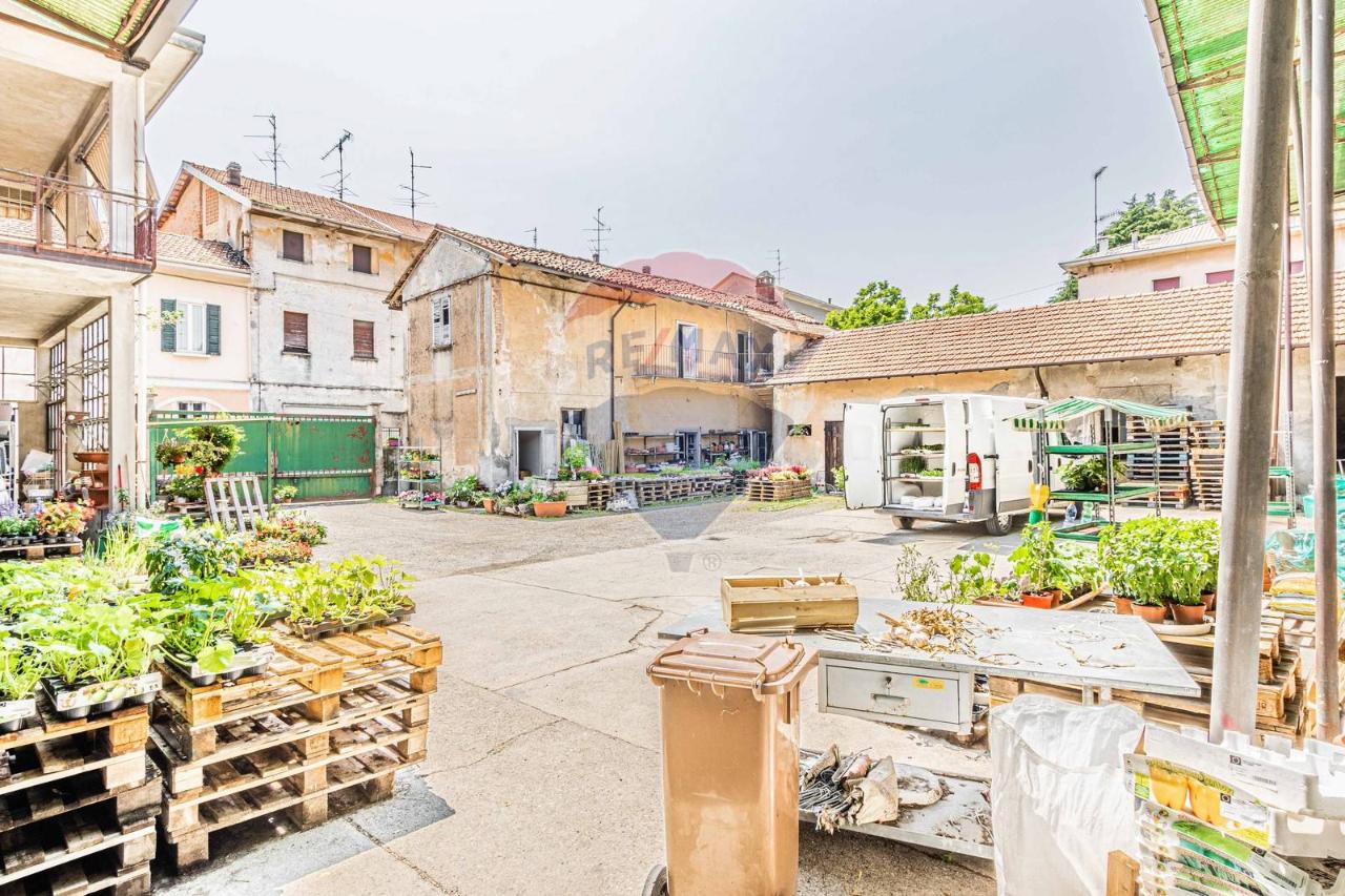Casa indipendente in vendita a Lonate Pozzolo