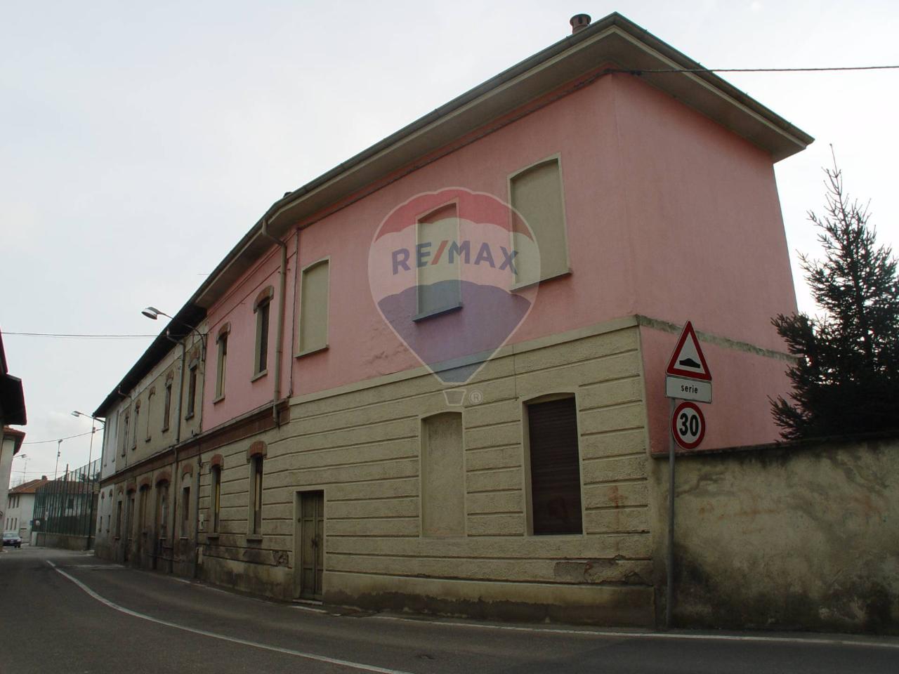 Appartamento in vendita a Besnate