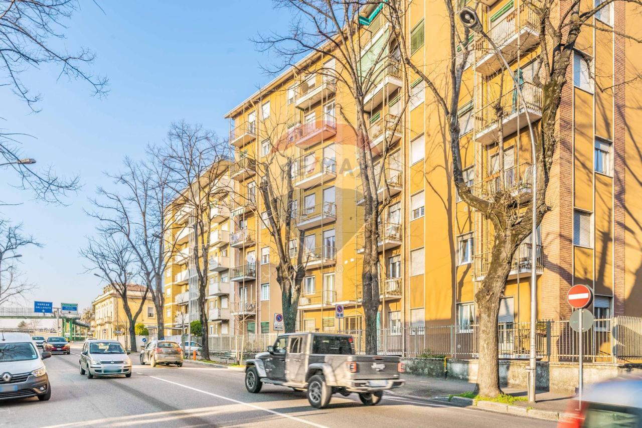 Magazzino in vendita a Busto Arsizio