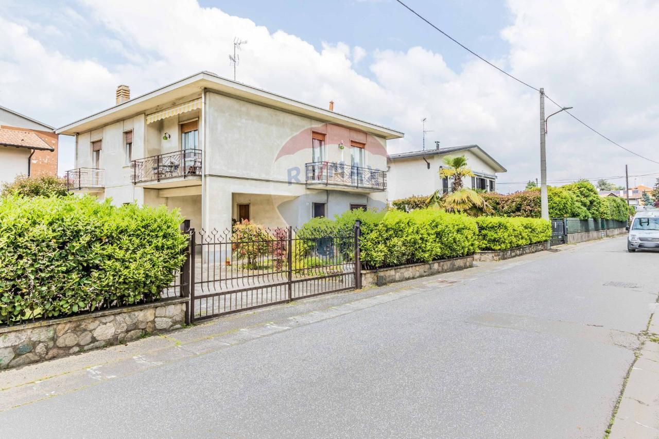Villa in vendita a Lonate Pozzolo